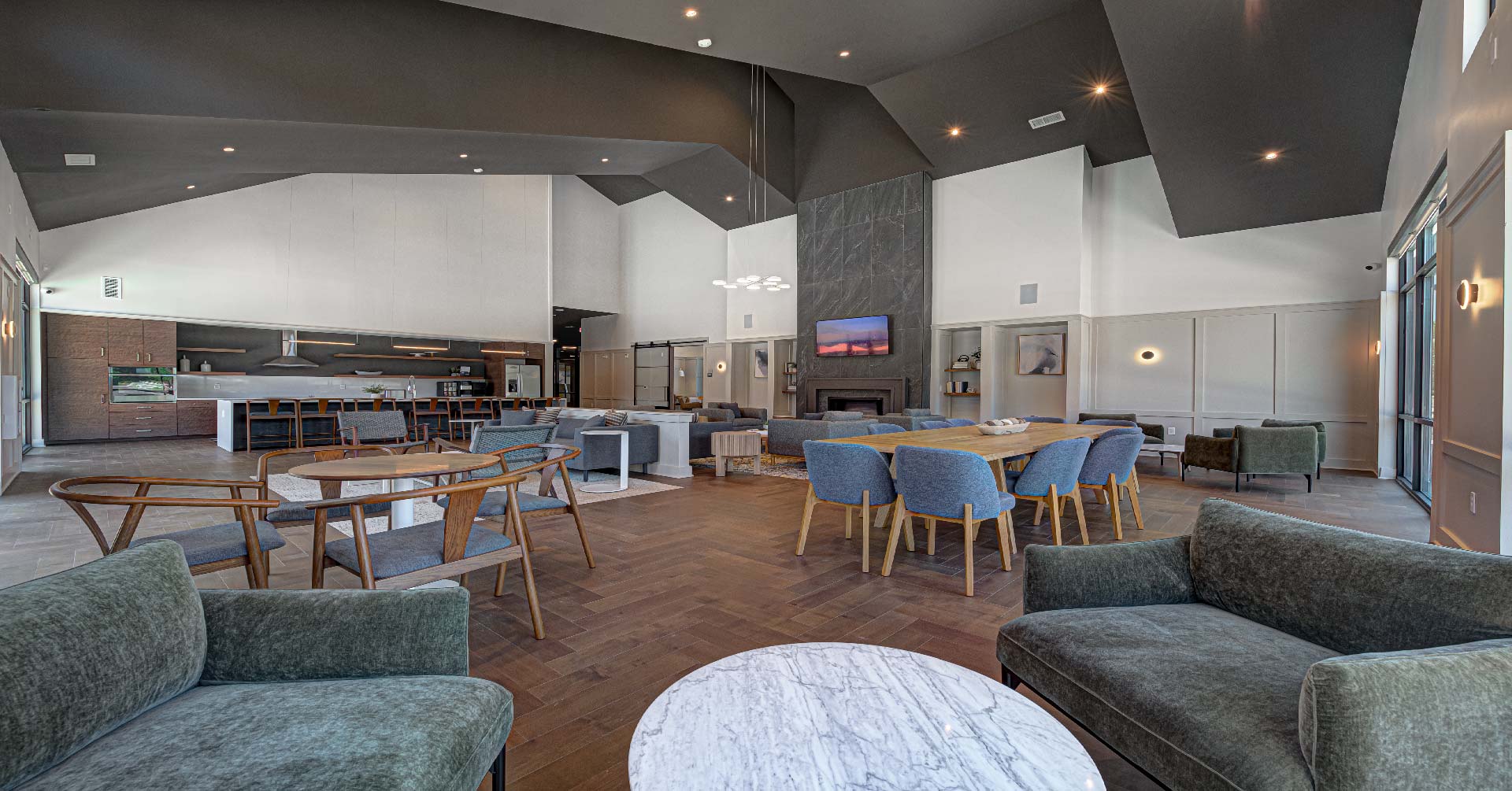 Indianapolis Apartments Photo Gallery | The Edge Apartments