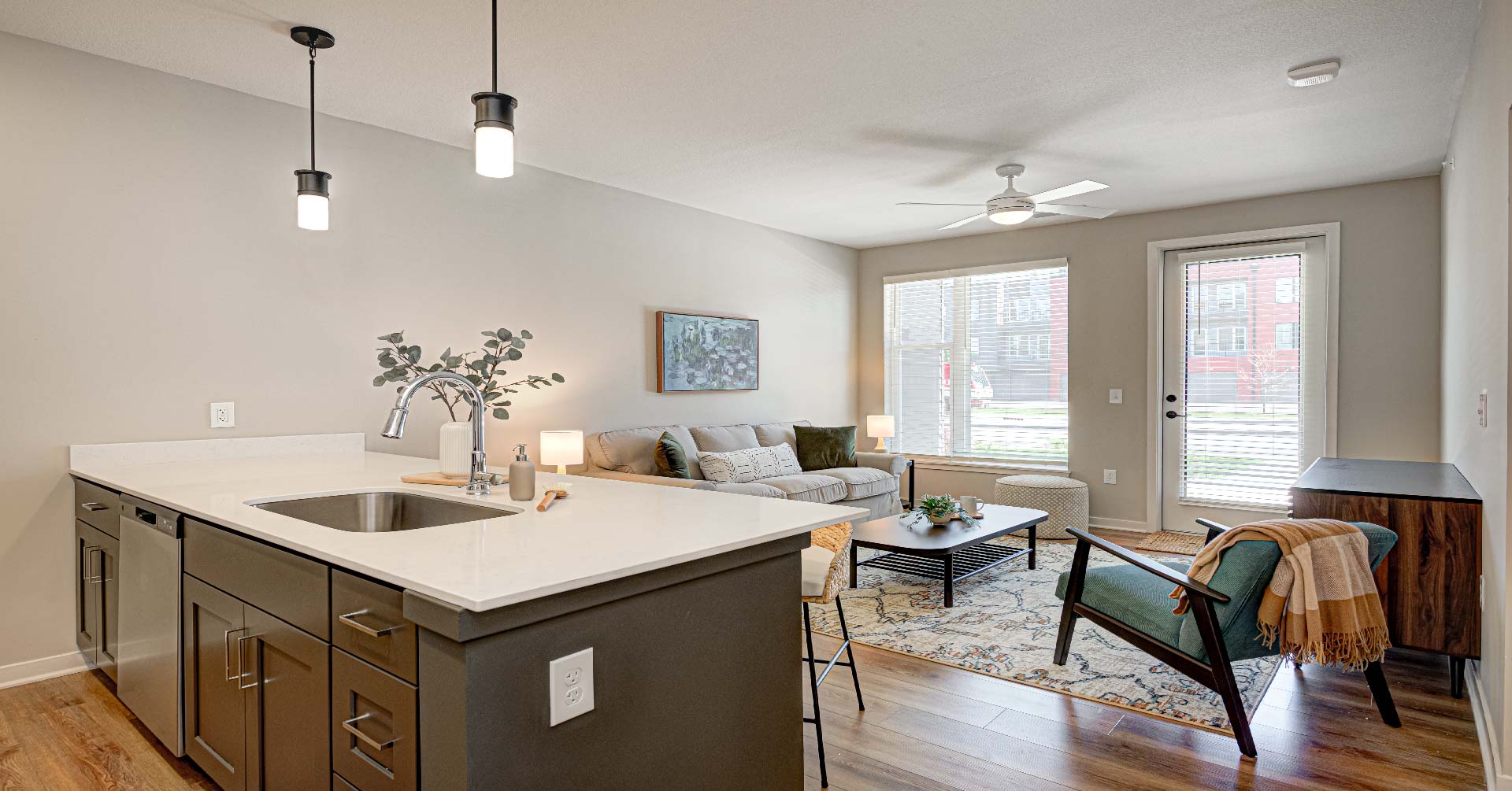 Apartment Photo Gallery | The Edge Apartments